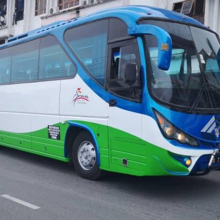 Bus persiaran - Great Leap Tours